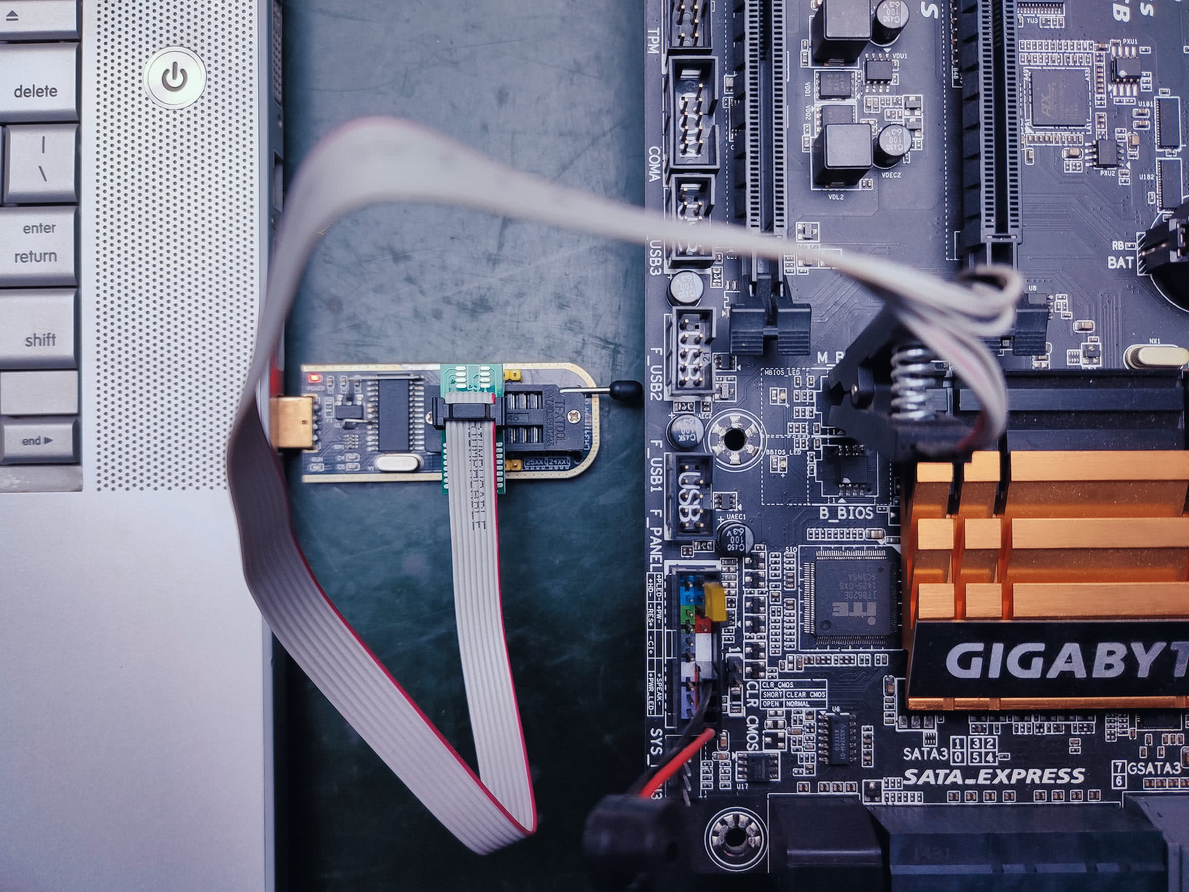 Attempting in situ BIOS chip flashing | 5577.io